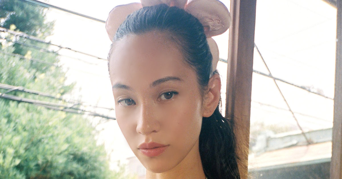 【水原希子さん】「今の恋人は、過去の恋愛の失敗もトラウマも、すべて受け入れてくれた」〈yoi3周年スペシャルインタビュー vol.1 前編〉 | yoi（ヨイ） - 心・体・性のウェルネスメディア