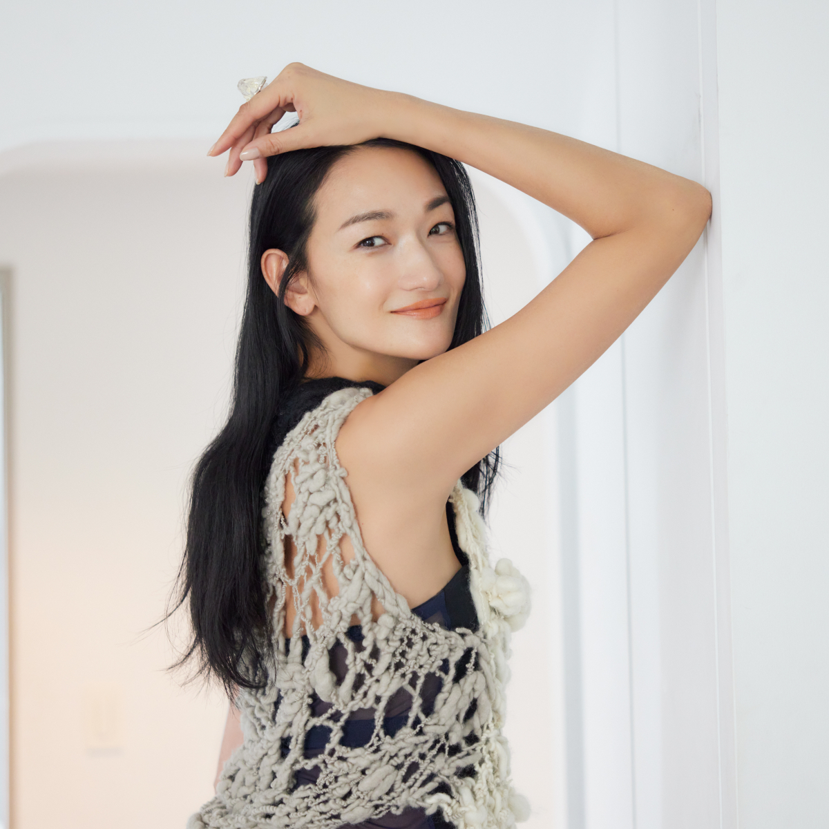 セックスの頻度と胸の大きさに関係はある？ 乳首の“ブツブツ”って何？ 読者のバスト悩み＆疑問に回答！【医師監修】 | yoi（ヨイ） - 心・体・性のウェルネスメディア